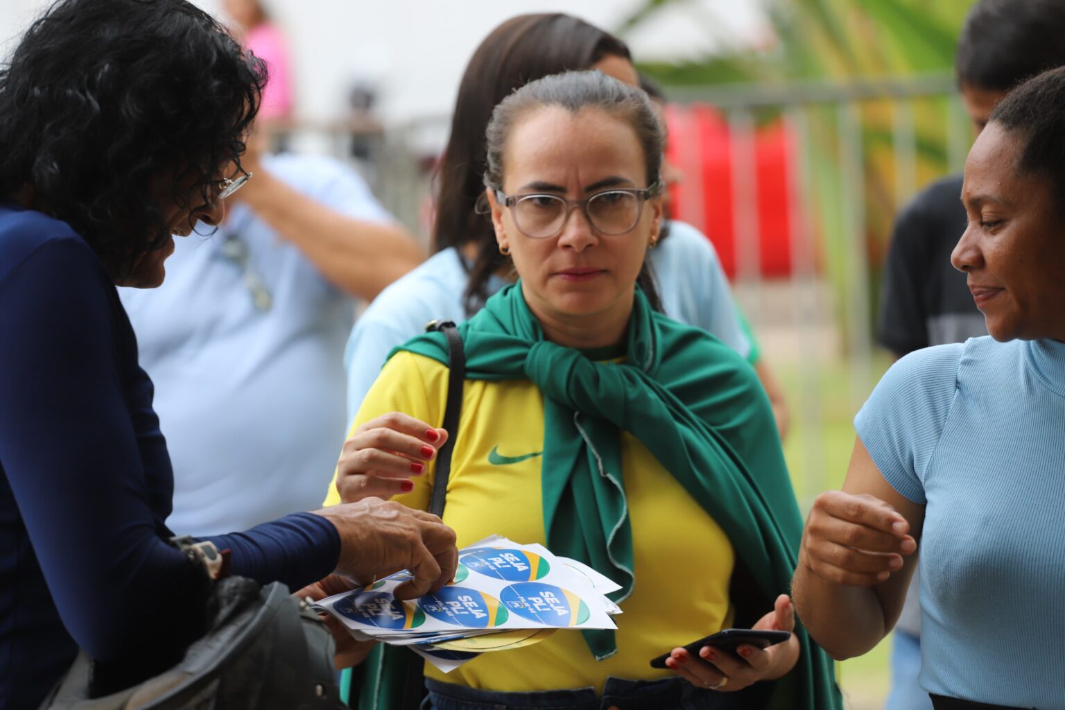 Bolsonaristas lotam Maison Borges em evento do PL mulher com Bolsonaro ...