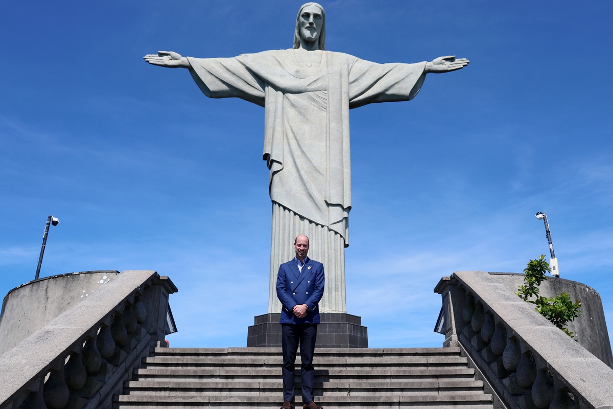 Príncipe William repete ato da mãe, princesa Diana, no Cristo Redentor ...
