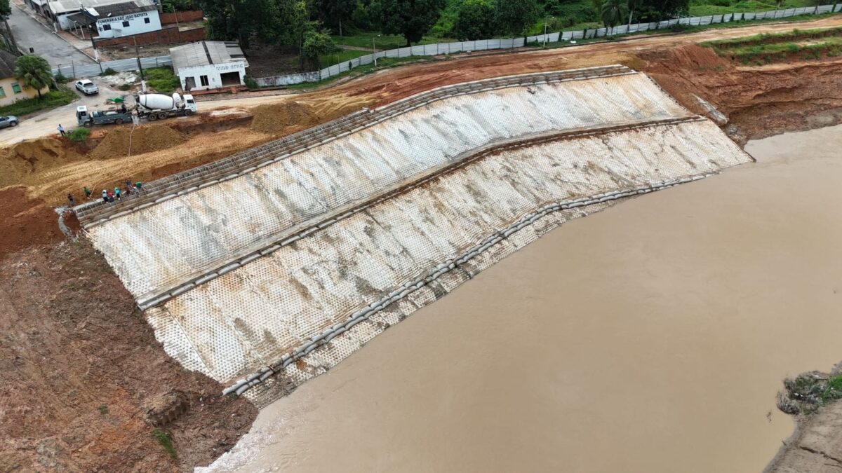 Obra da Orla de Brasiléia está travada ha 2 anos